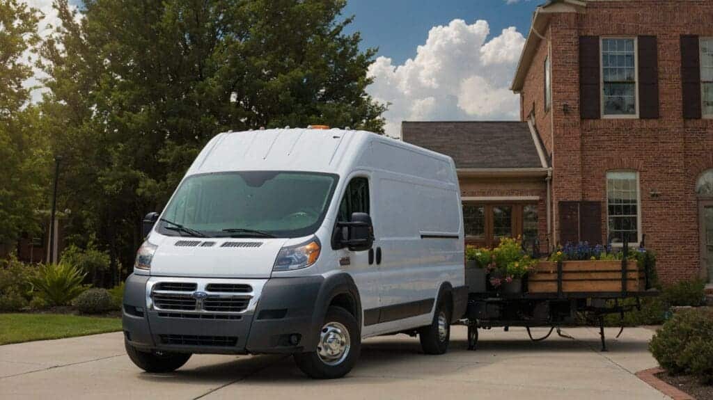 Dodge ProMaster vs Ford Transit 101: Which Reigns Supreme? | Amazing ...