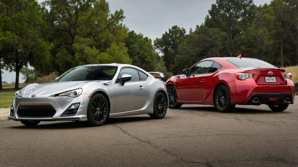 Toyota 86 and Scion FR-S: The Ultimate Sports Coupe Battle! | Amazing ...